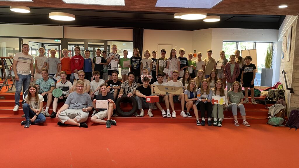 » Schülerinnen und Schüler der Grundschule Bernhardschule Sögel zu ...